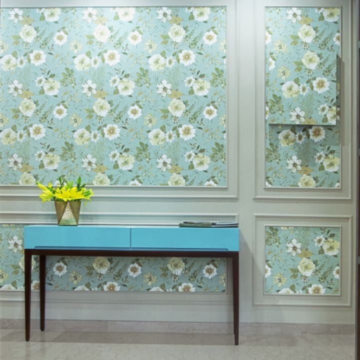 Spacious Foyer Design With Blue Console Table | Livspace
