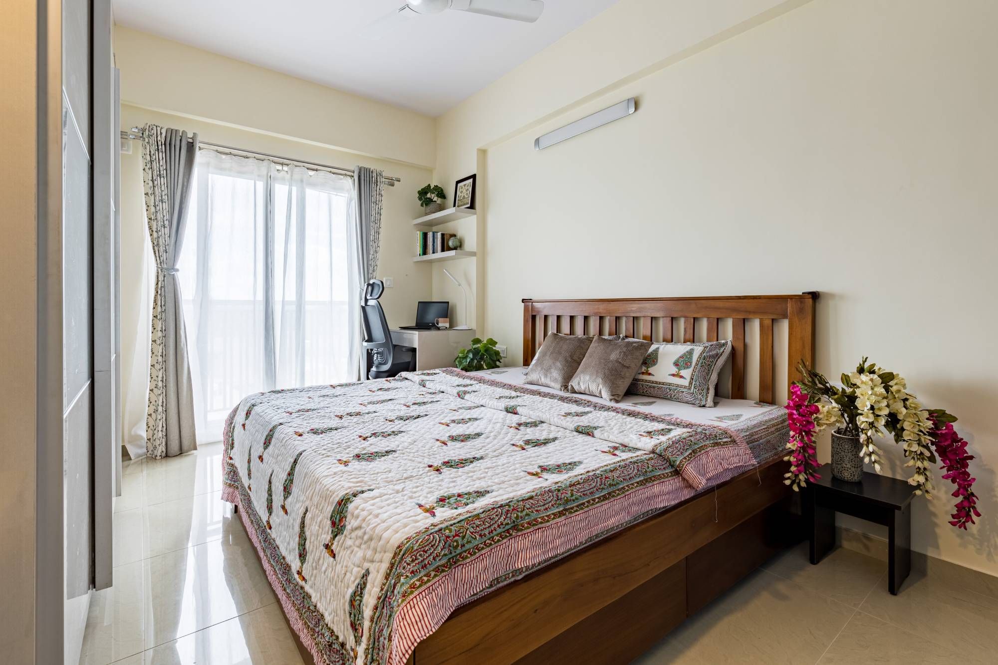 Master Bedroom Design With A Study Unit | Livspace