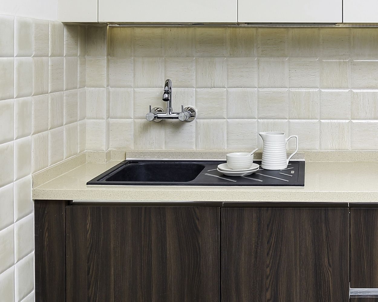 Black Quartz Top Mount Single Bowl Kitchen Sink with Drainboard | Livspace