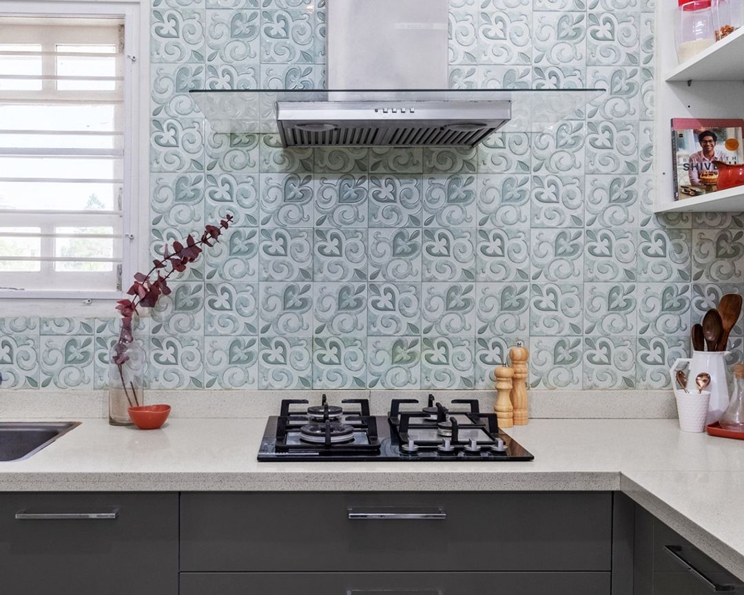 Floor-To-Ceiling Patterned Kitchen Tile Design | Livspace