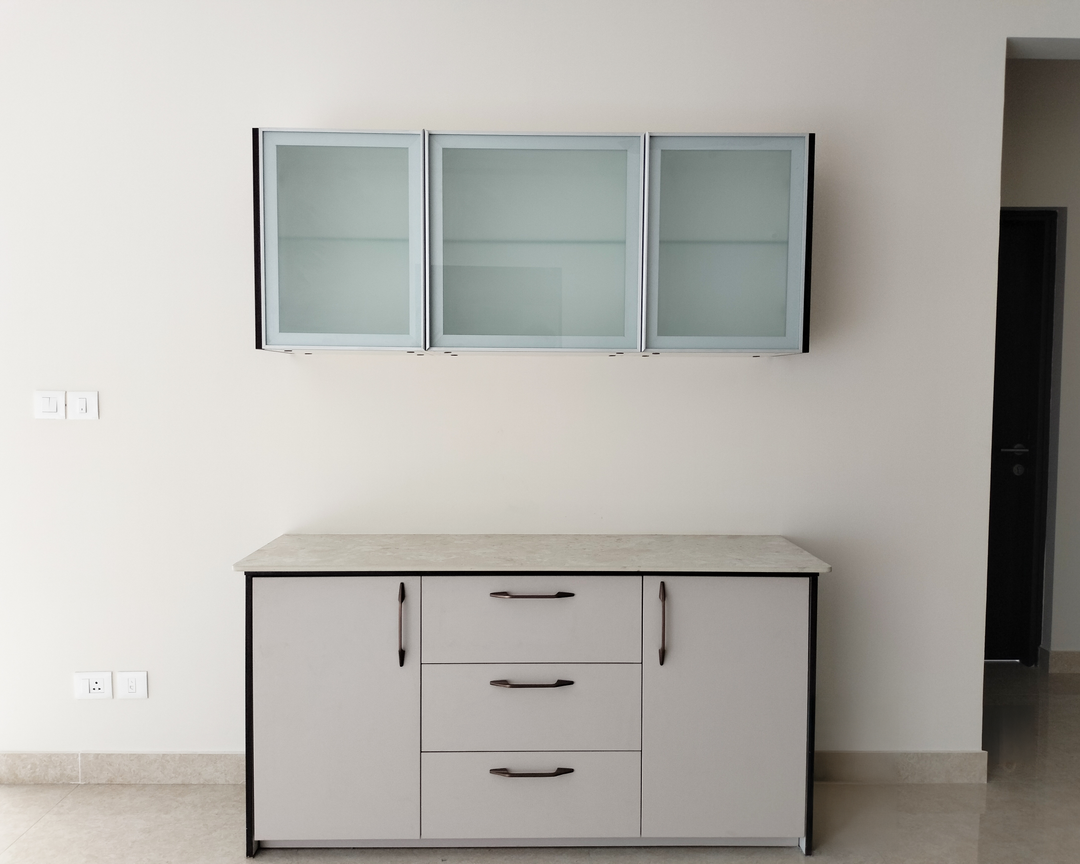 Off-White Contemporary Crockery Unit Design with Glass Cabinets and ...