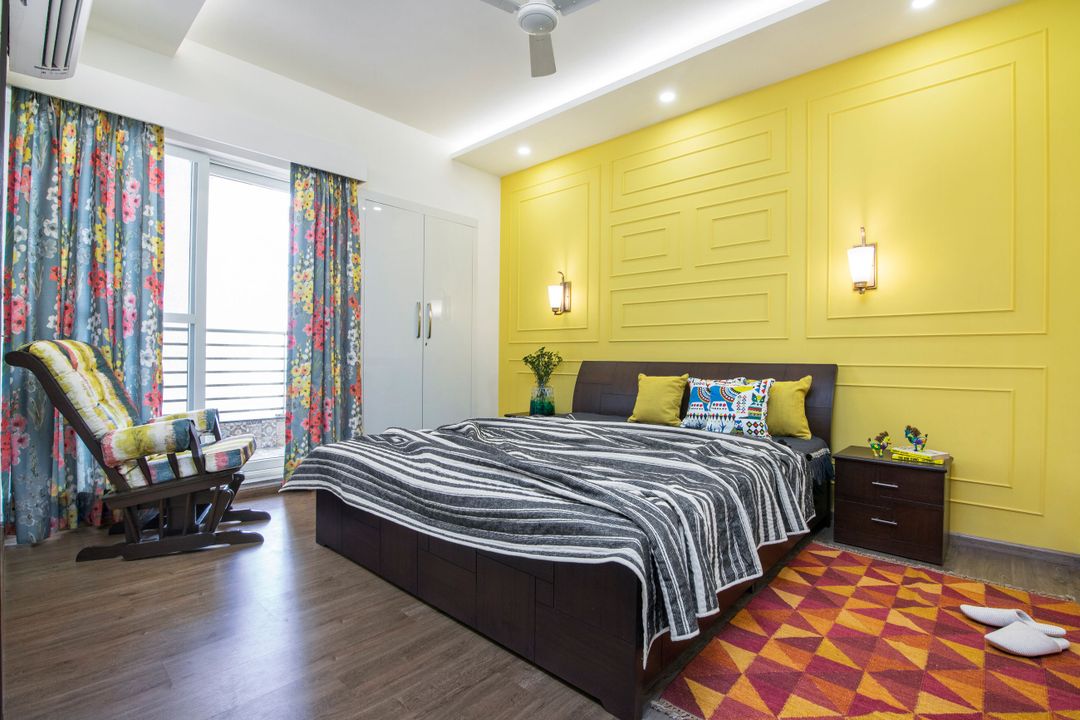 Spacious Modern Guest Room Design With Yellow Accent Wall - 12X9 Ft ...