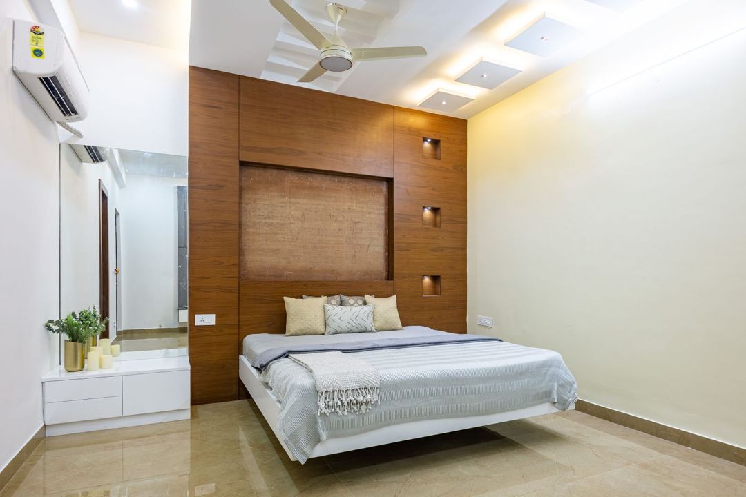 Contemporary 4BHK Flat Design in Hyderabad with Rich Wooden Design and ...