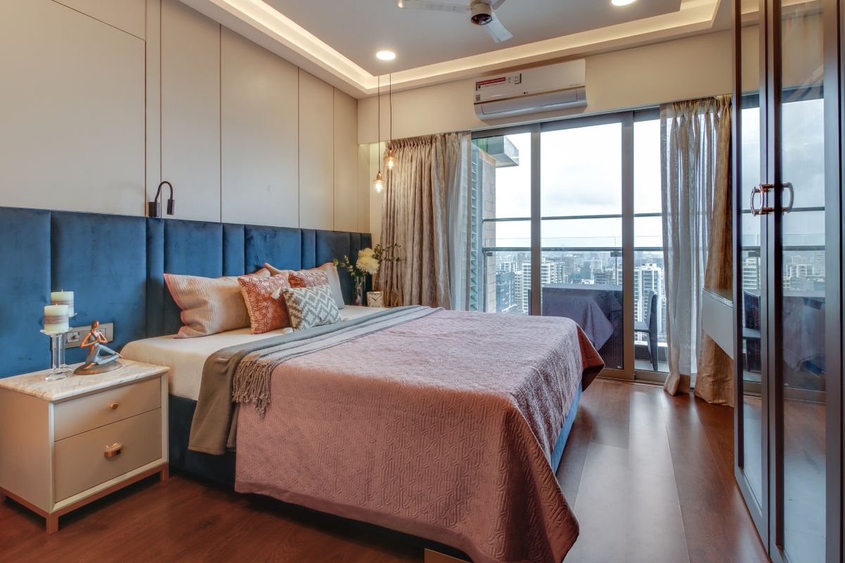 Centre Drop Down False Ceiling With Cove Lighting | Livspace