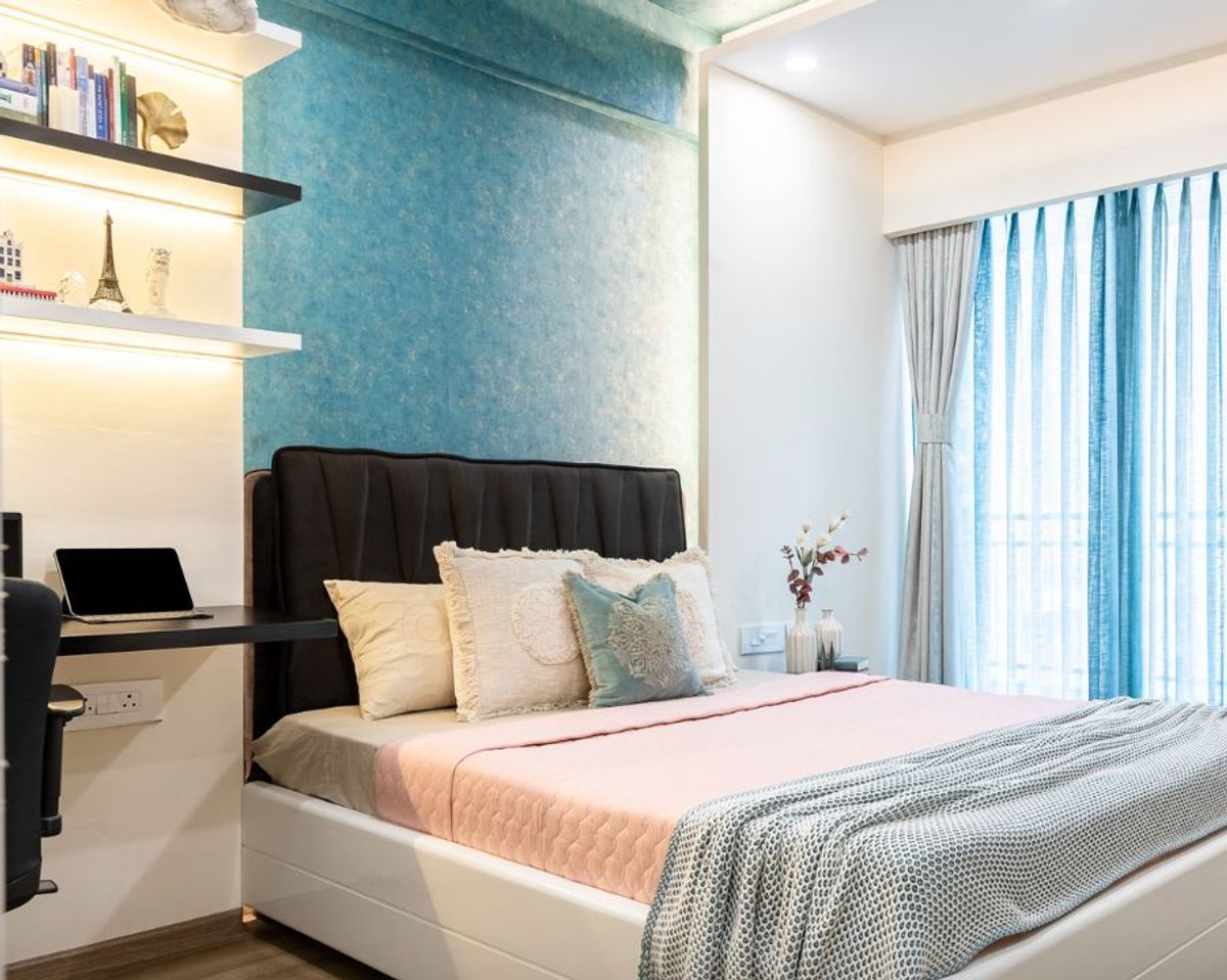 Cool-Toned Bedroom Colours With Cove Lighting | Livspace