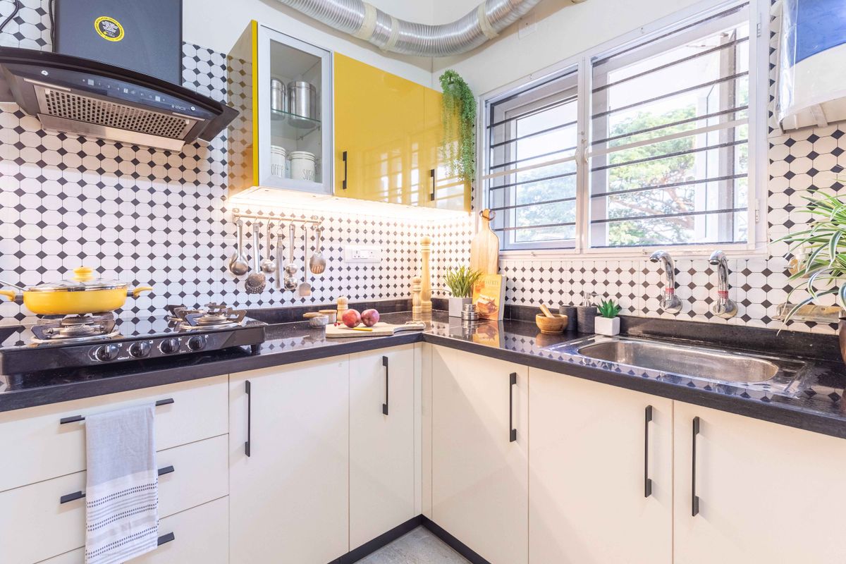 Modern U-Shaped Kitchen Design with Margherita and Marigold Yellow ...