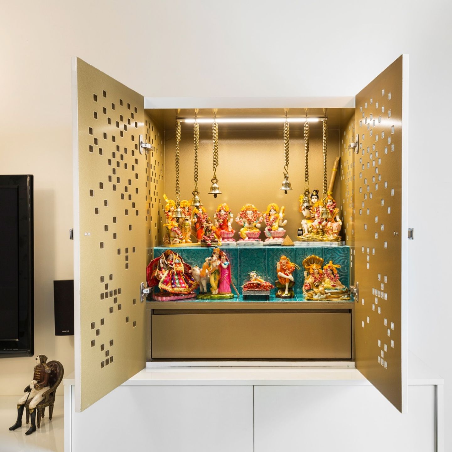 Compact Closed Floor-Mounted Tan Mandir Design - 5X7 Ft | Livspace