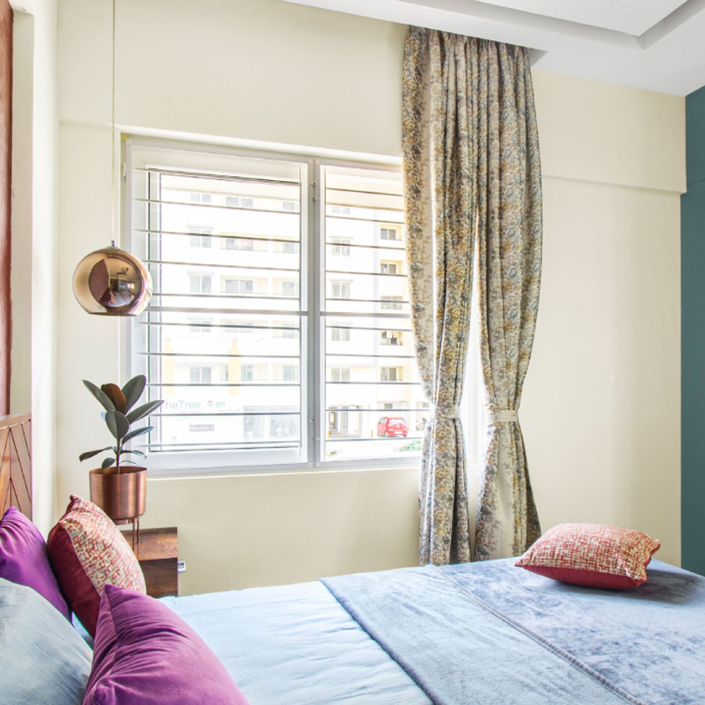 White Sliding Window Design For Bedrooms | Livspace