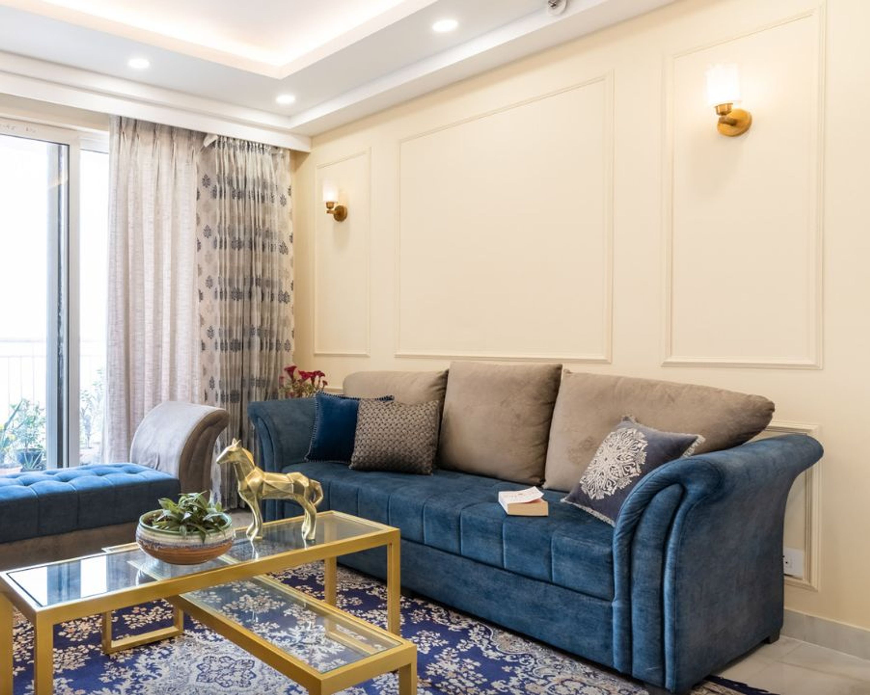 Classic Cream Wall Paint Design For Living Rooms | Livspace