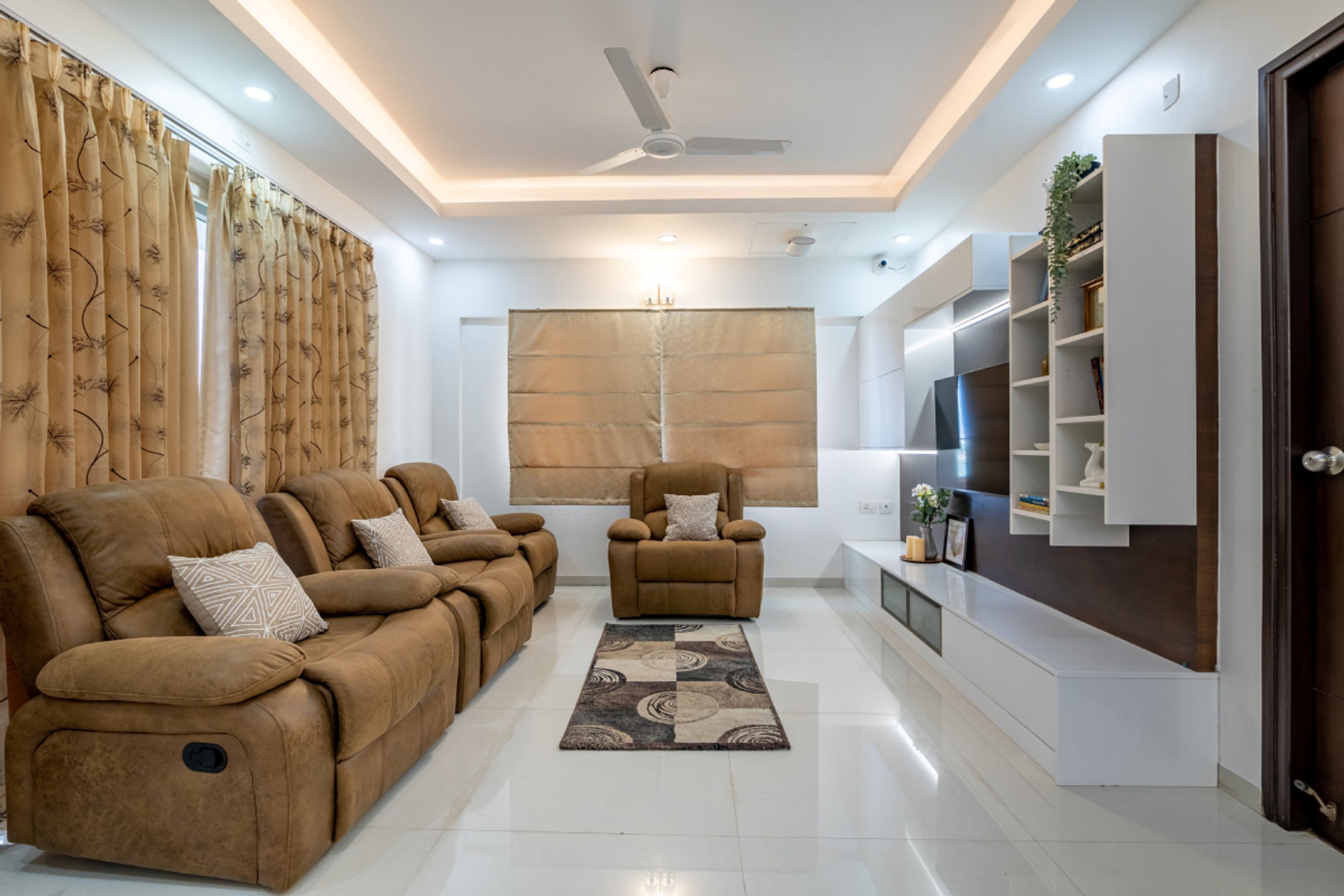 Living Room Design With Leather Recliners | Livspace