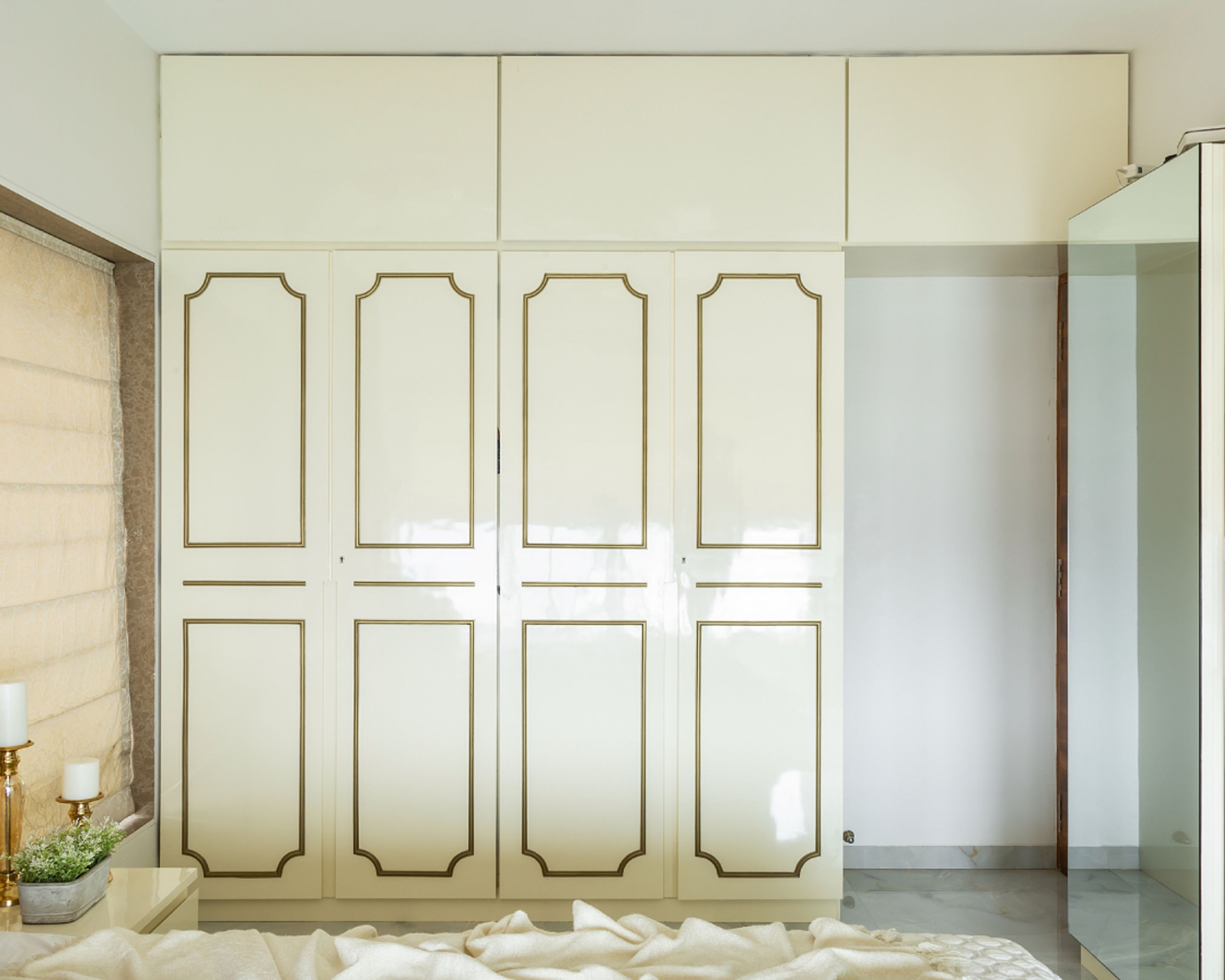 Spacious 4-Door Wardrobe Design | Livspace