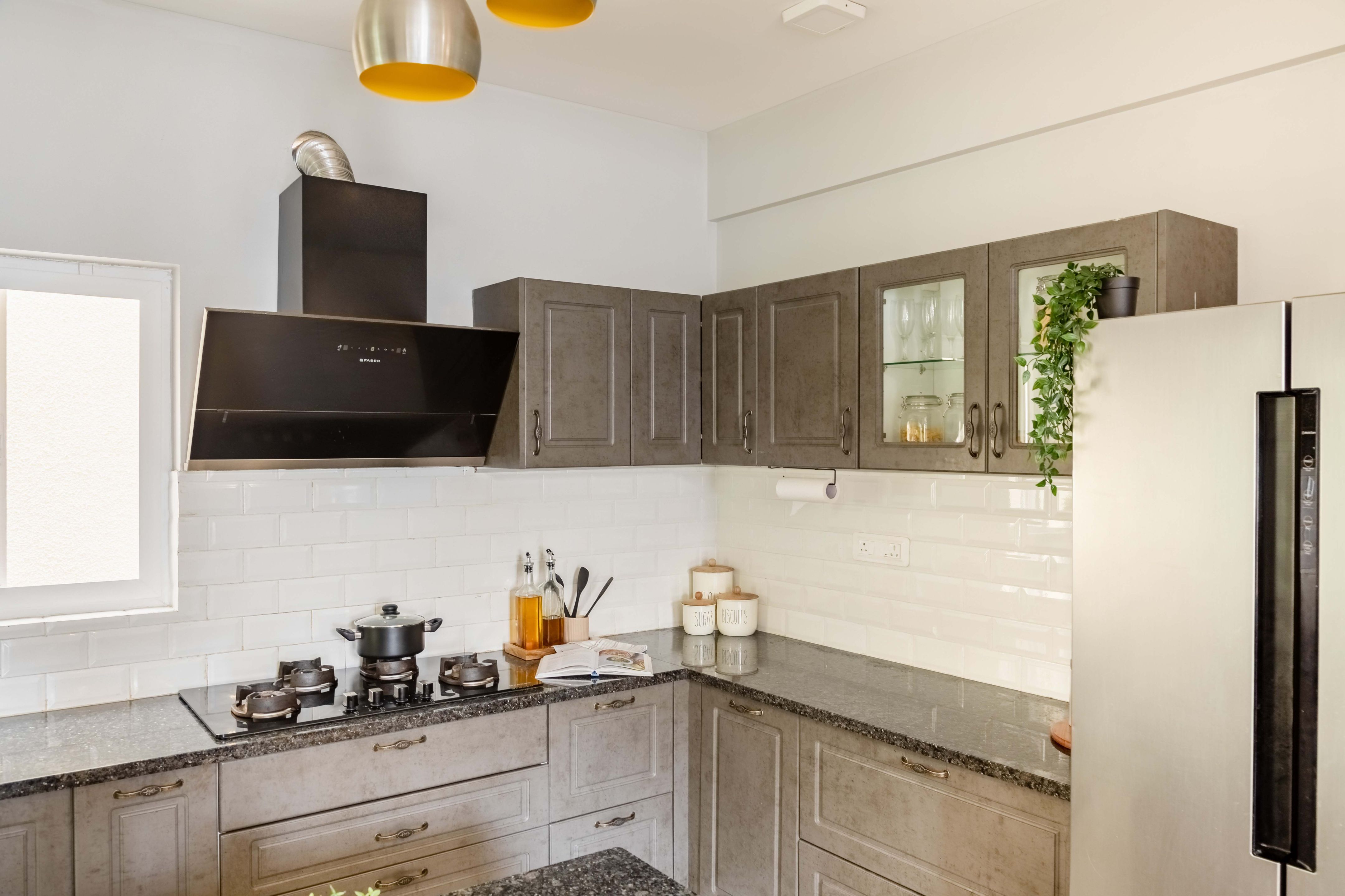 Glossy White Subway Kitchen Tile Design In Ceramic | Livspace