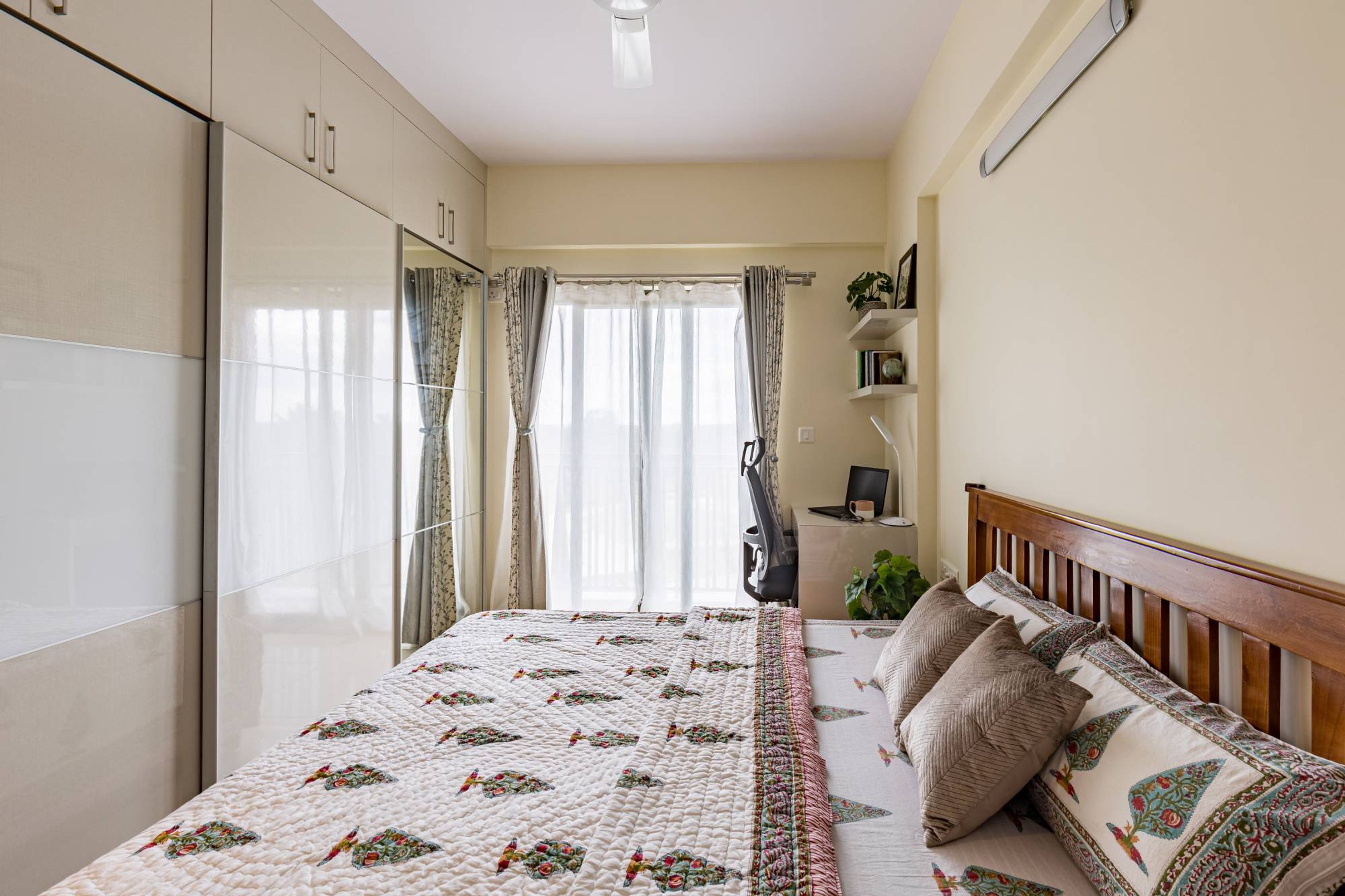 Master Bedroom Design With A Study Unit | Livspace