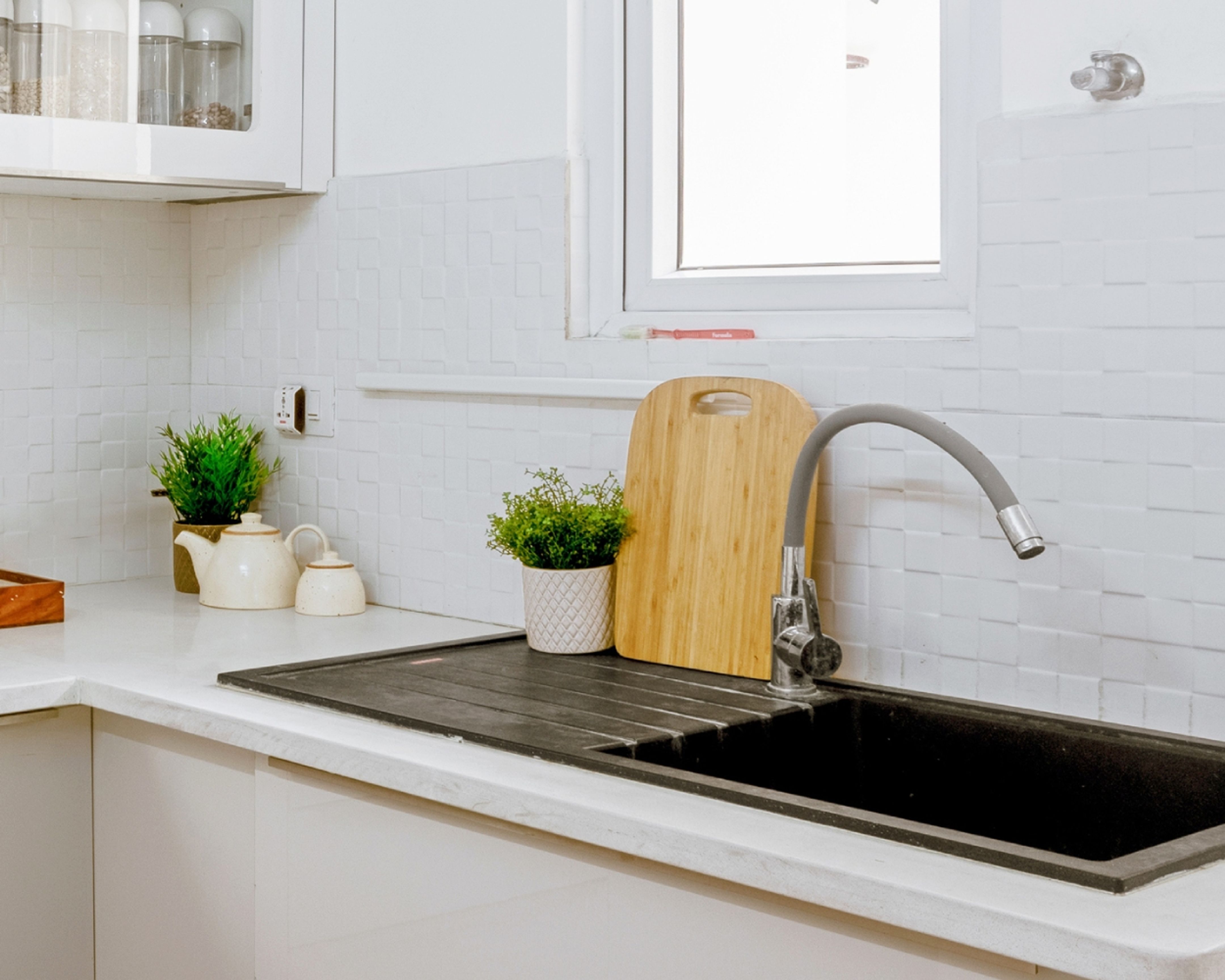 Top Mount Single Bowl Black Quartz Basin Wash With White Glossy ...