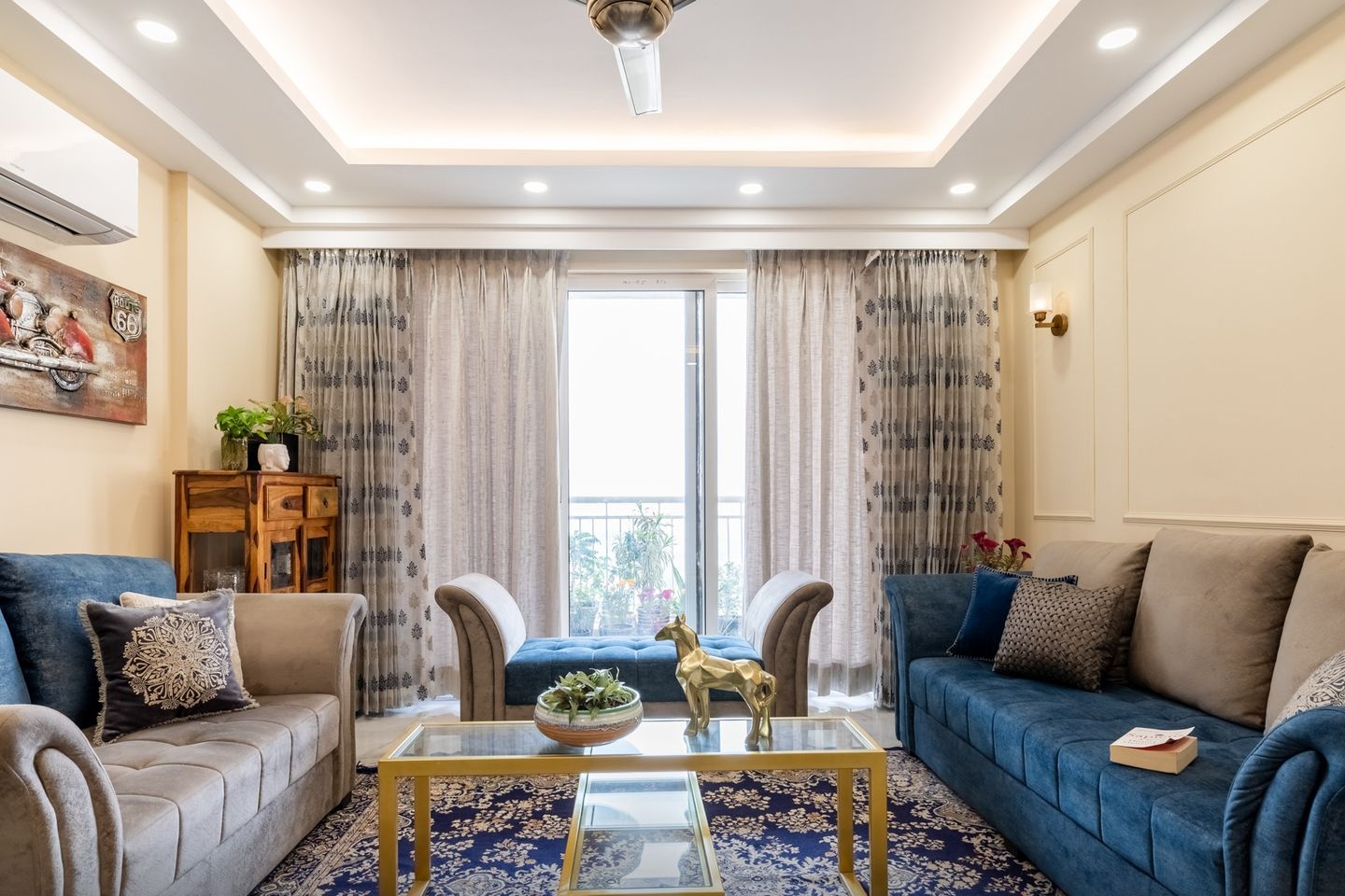 Peripheral False Ceiling With Cove Lights | Livspace