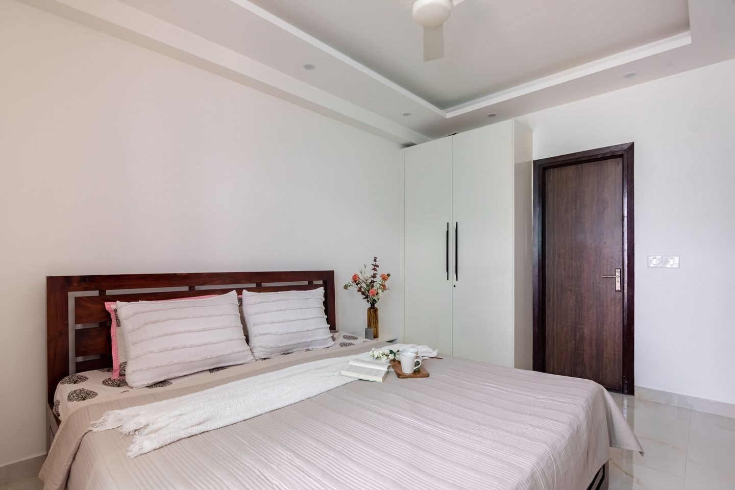 Contemporary U-Shaped Drop-Down False Ceiling | Livspace