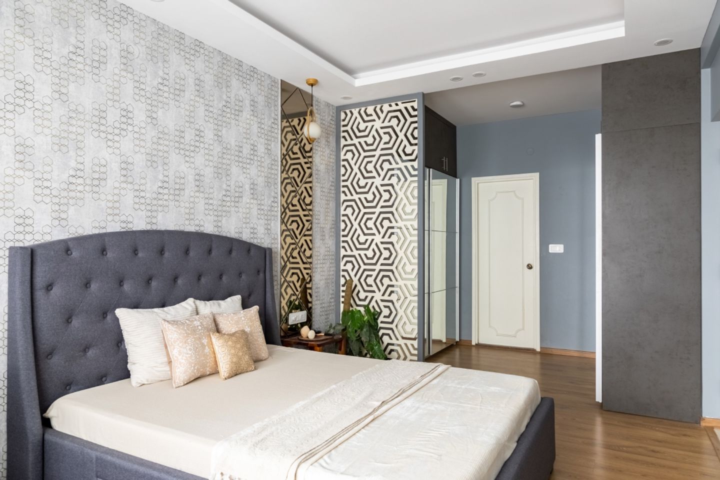 Cozy Peripheral False Ceiling Design | Livspace