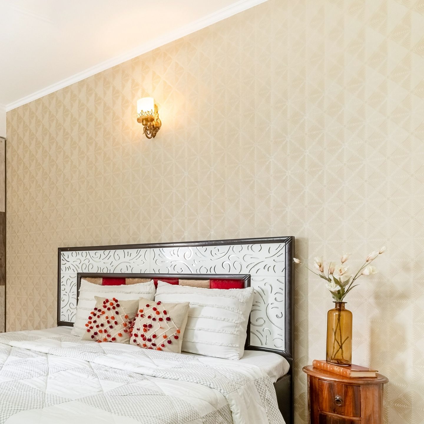 Patterned Bedroom Wallpaper With Wall Sconce | Livspace