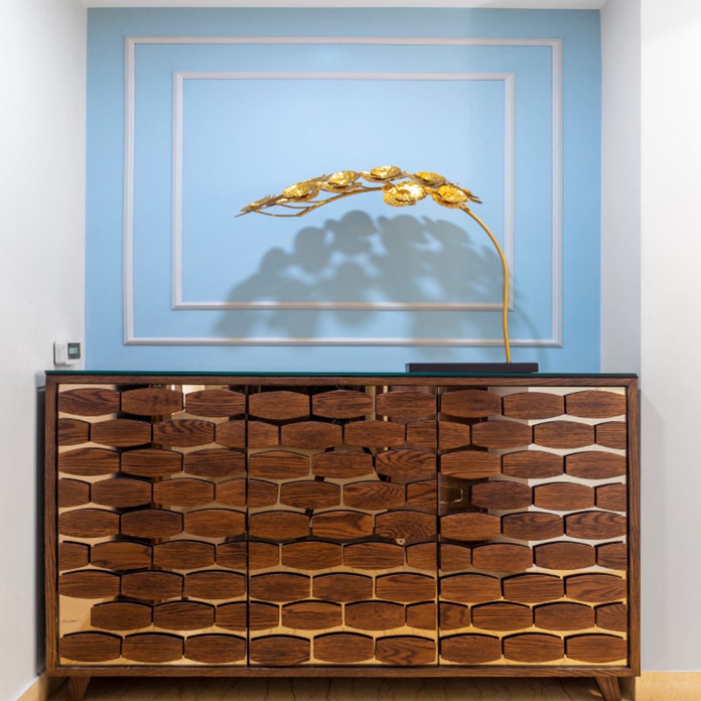 Spacious Brown Foyer Design With Console Table | Livspace