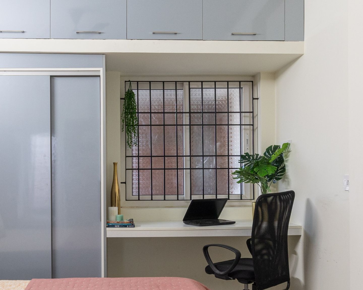 Modern White Bedroom Window Design | Livspace