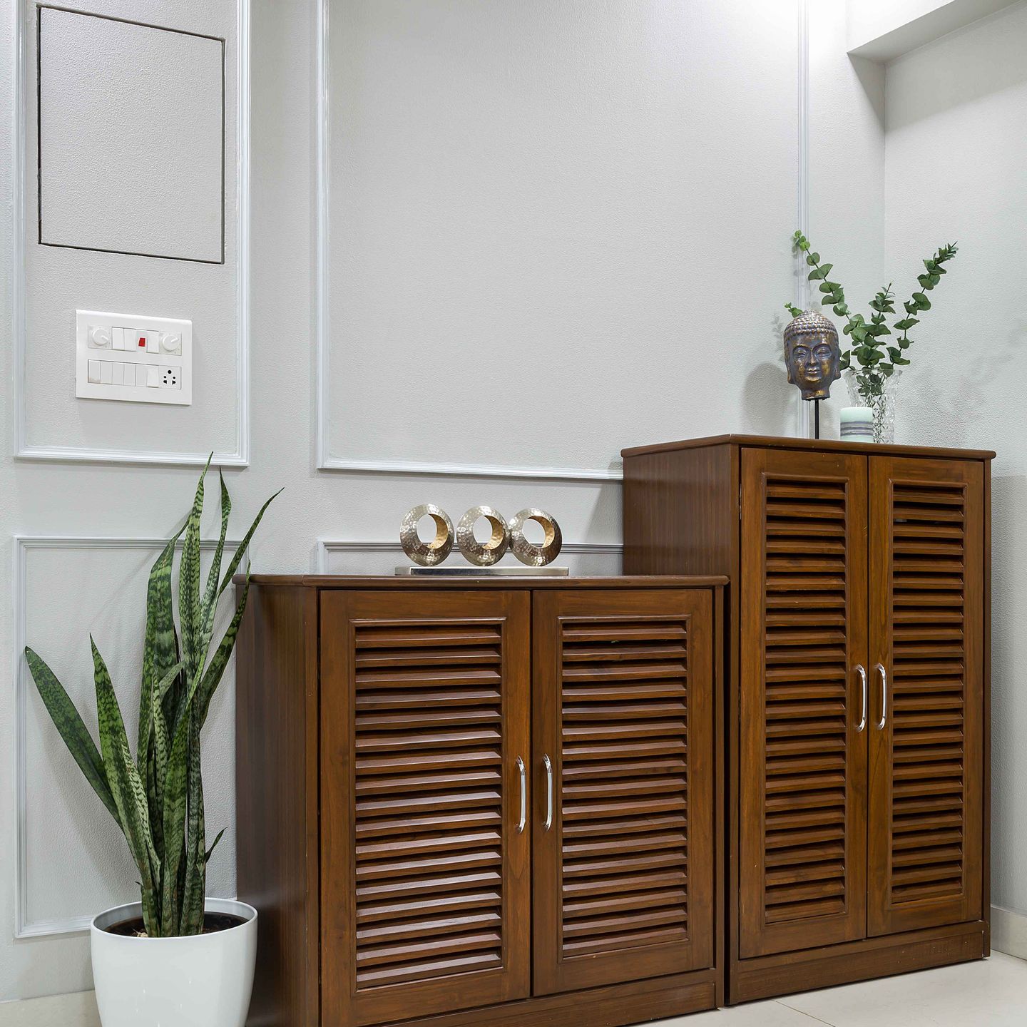 Foyer Design With Wooden Cabinets | Livspace