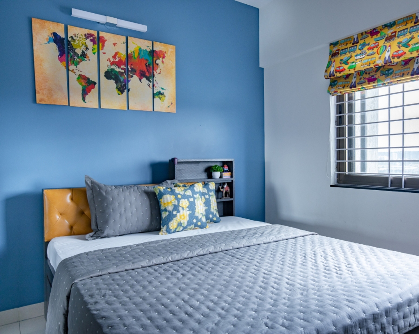Blue Wall Paint For Modern Compact Bedrooms | Livspace
