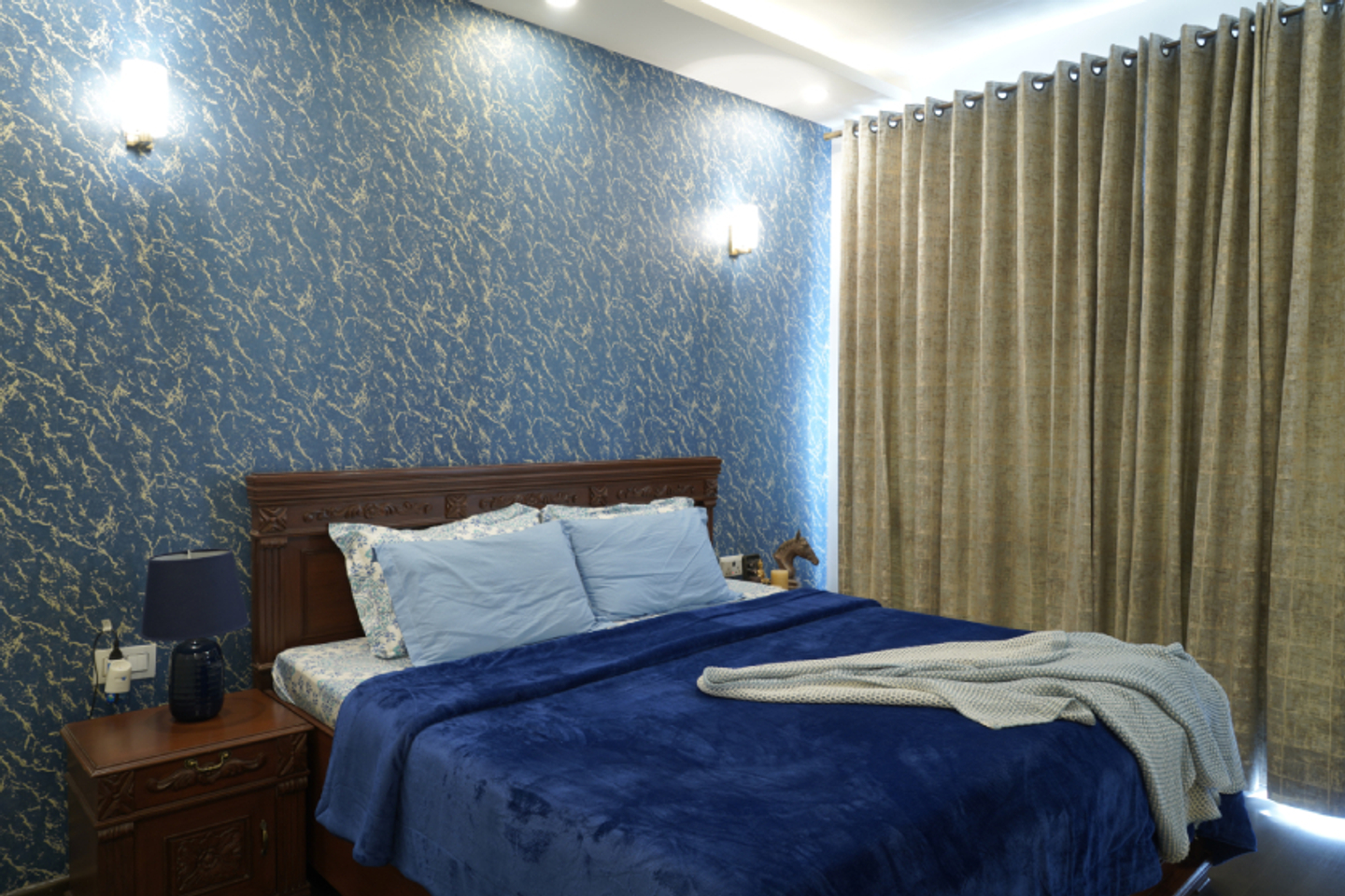 Blue Bedroom Wallpaper Design With Patterns | Livspace