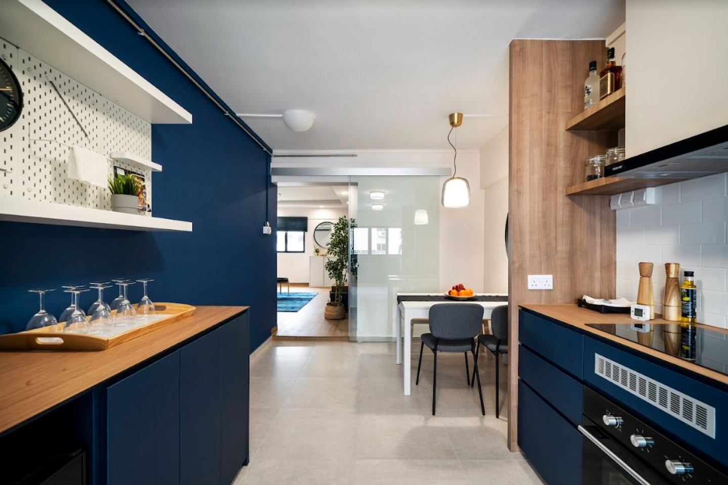 Spacious Open Kitchen Cabinet Design | Livspace