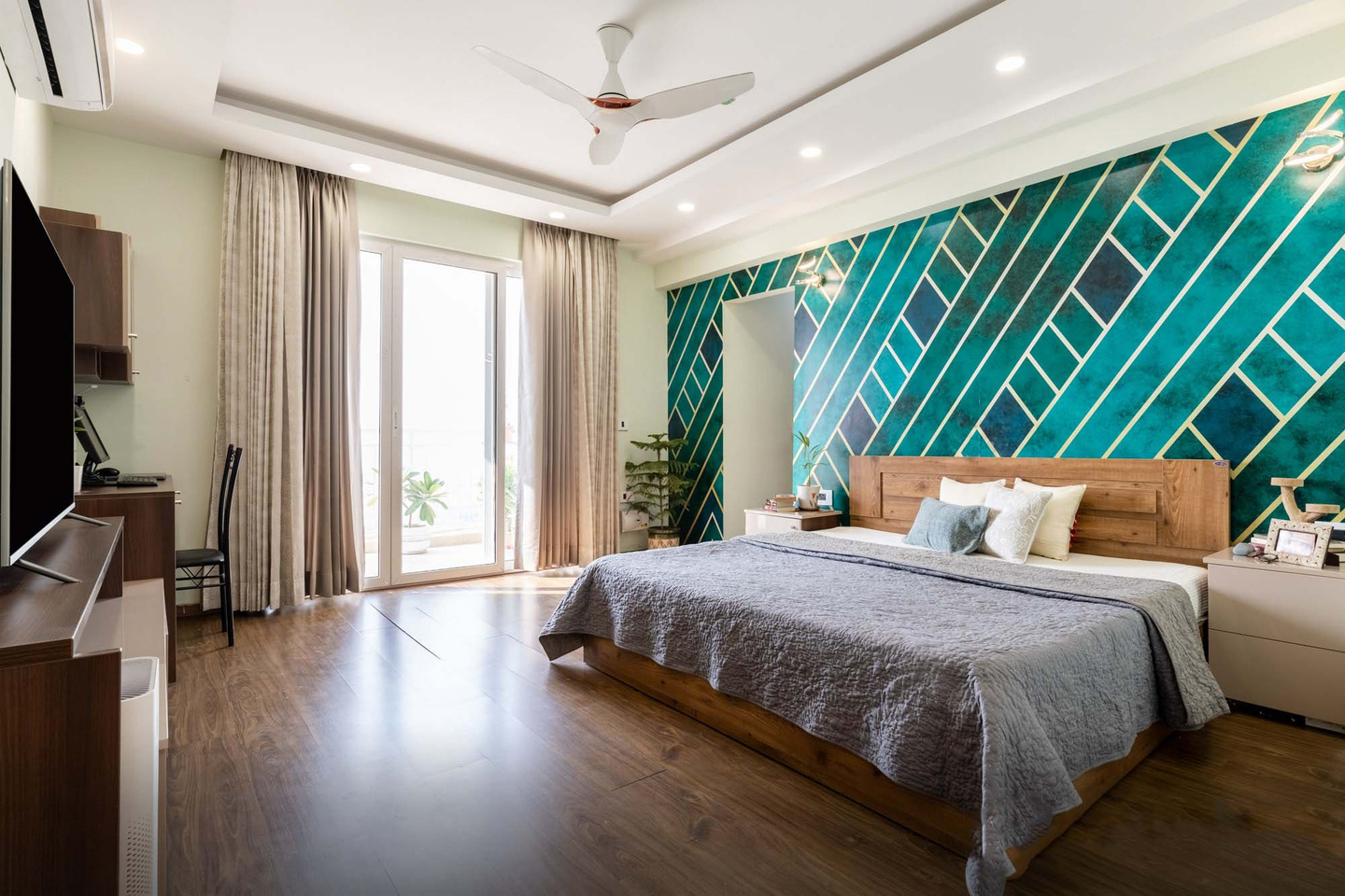 4-BHK House Design For Flat In Gurgaon | Livspace