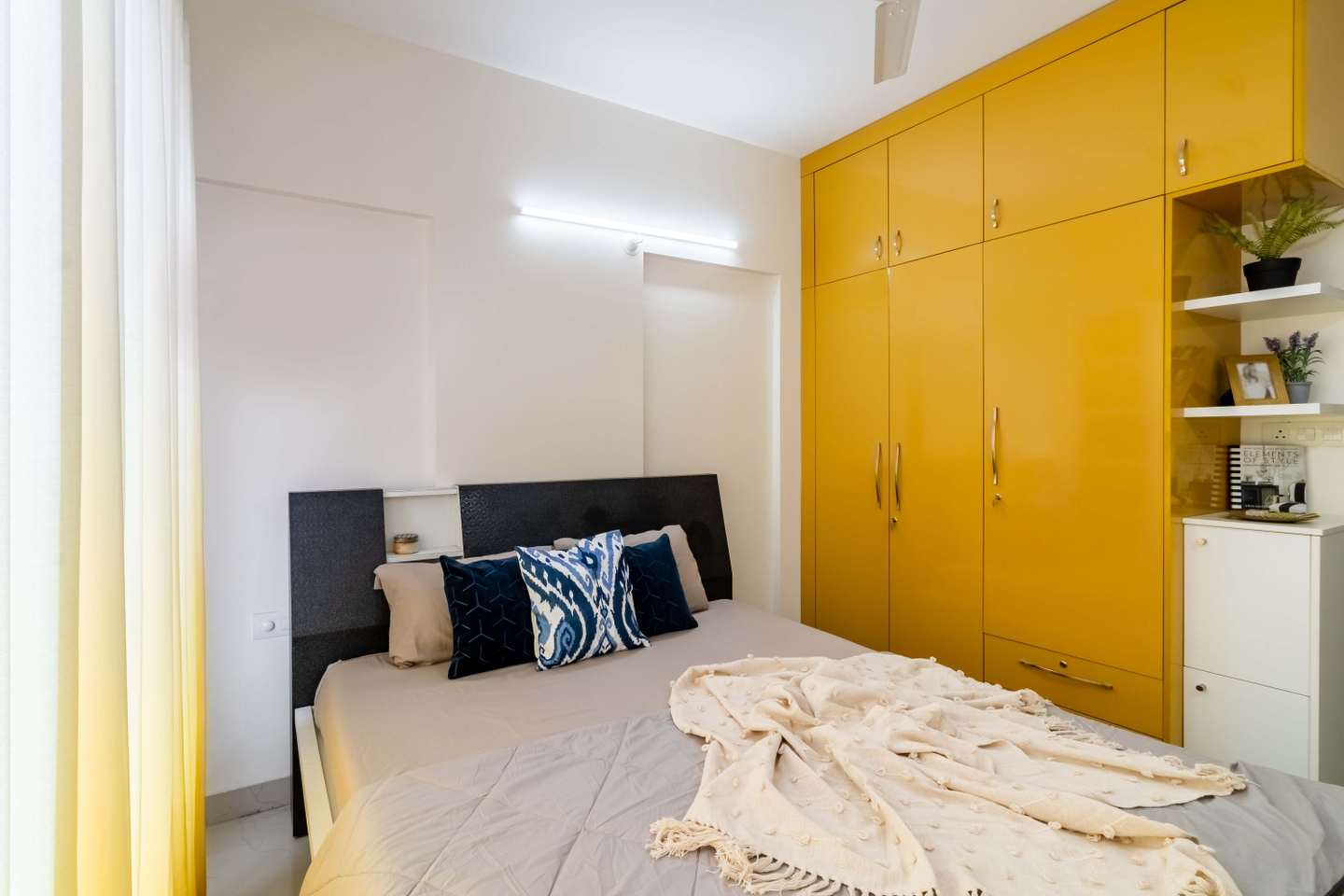 3-BHK Flat In Pune | Livspace