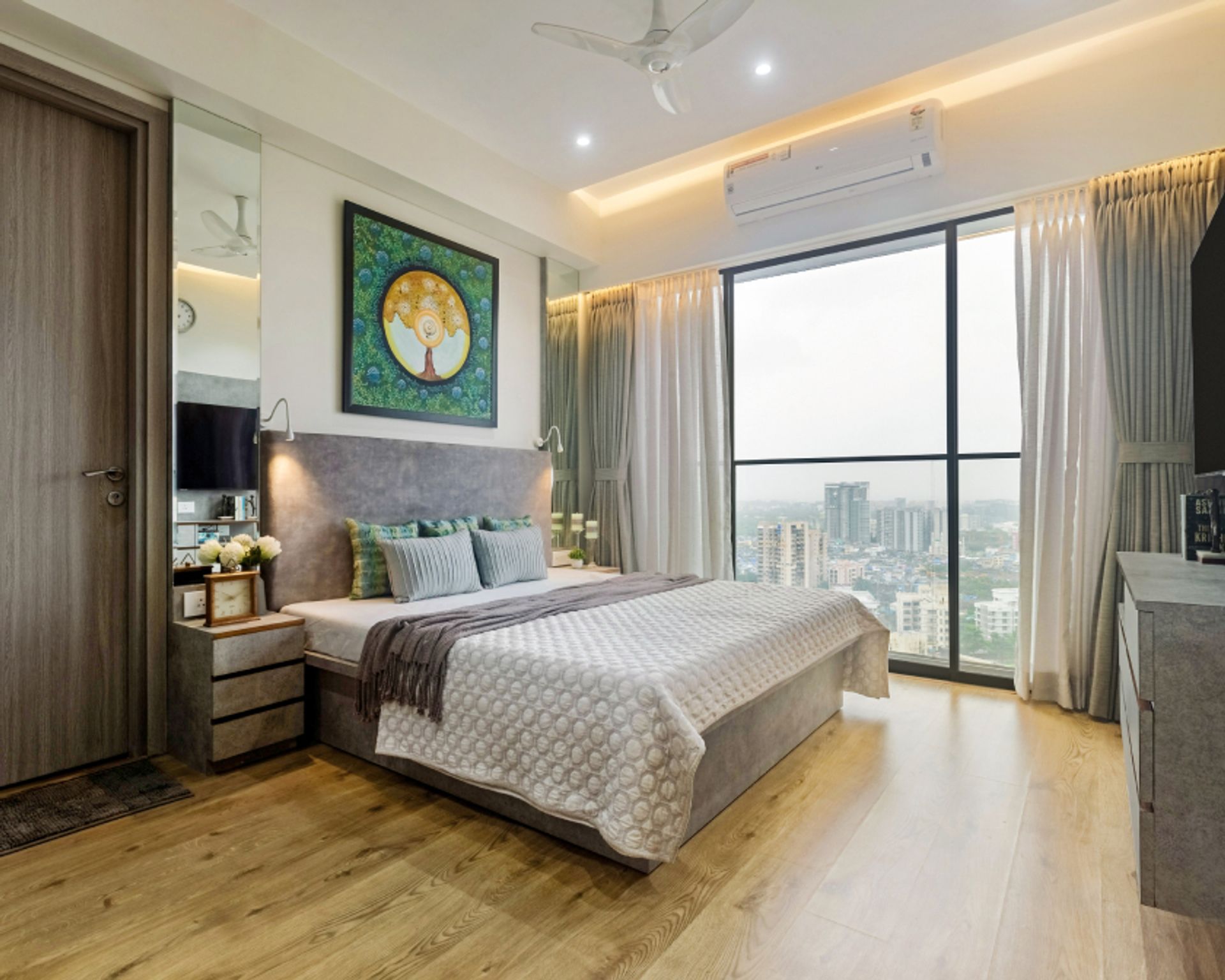 Vinyl Flooring Design With Wooden Grains | Livspace