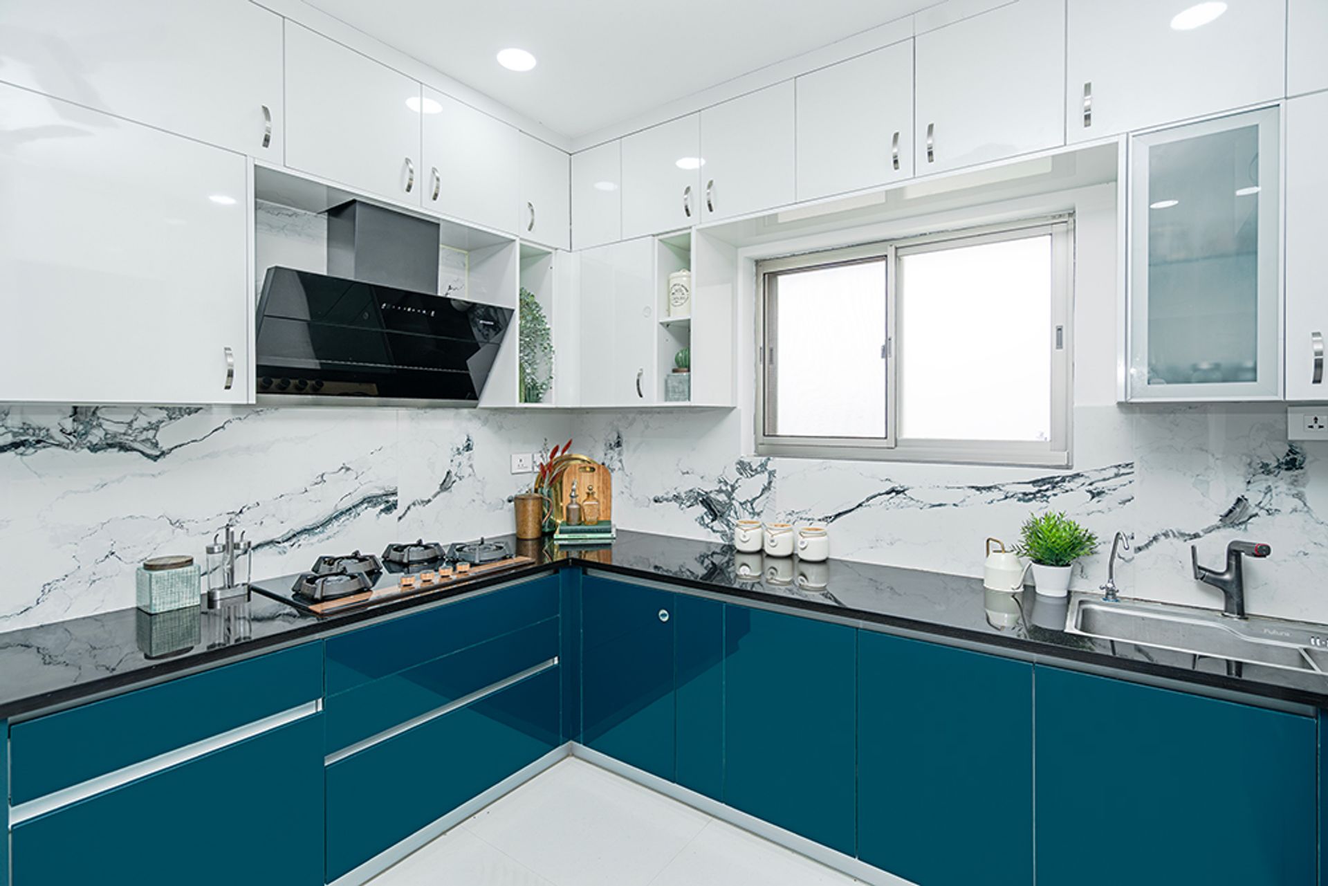L Shaped Contemporary Kitchen Design with Granite Countertops and High ...
