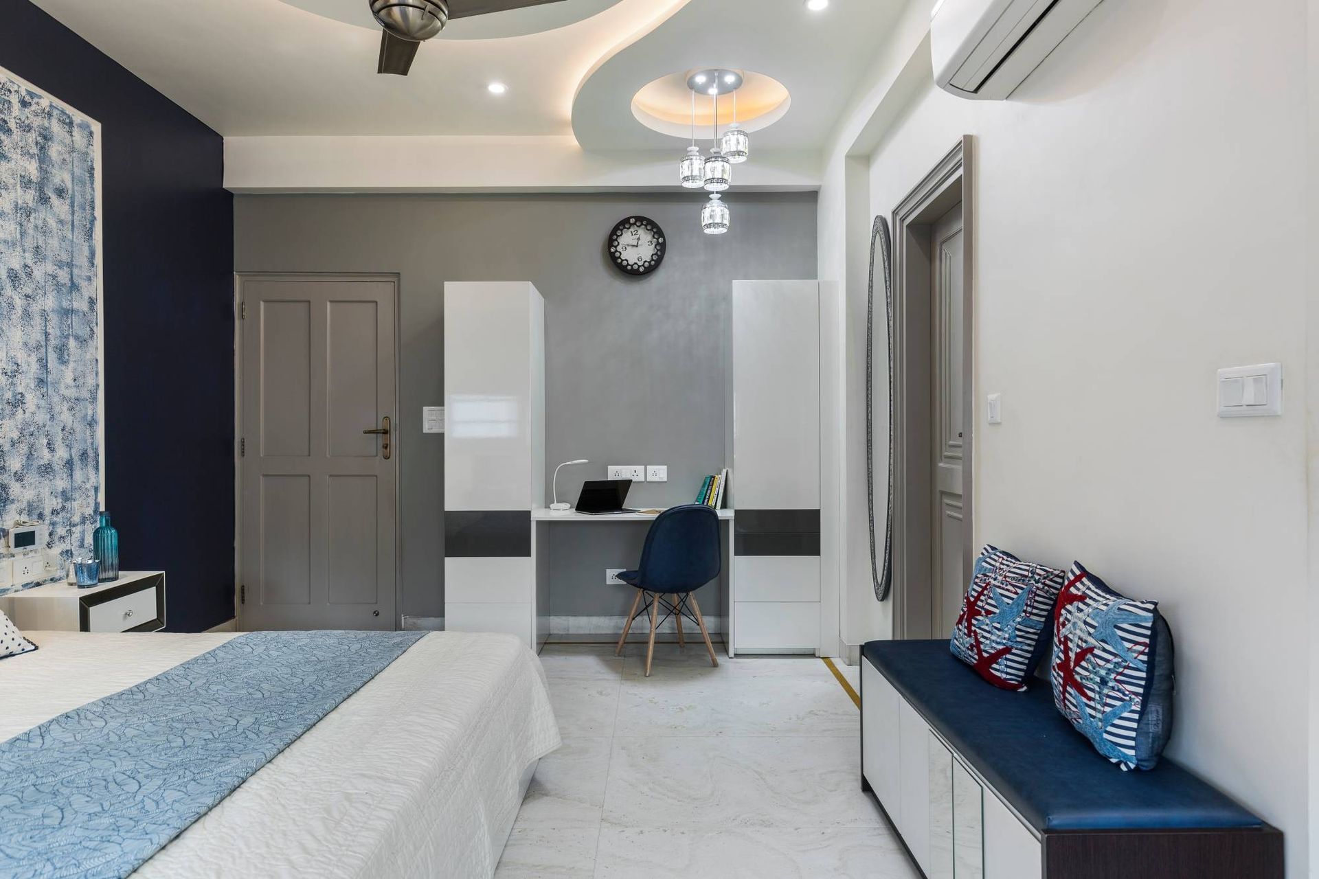 Minimalistic POP Peripheral False Ceiling Design | Livspace