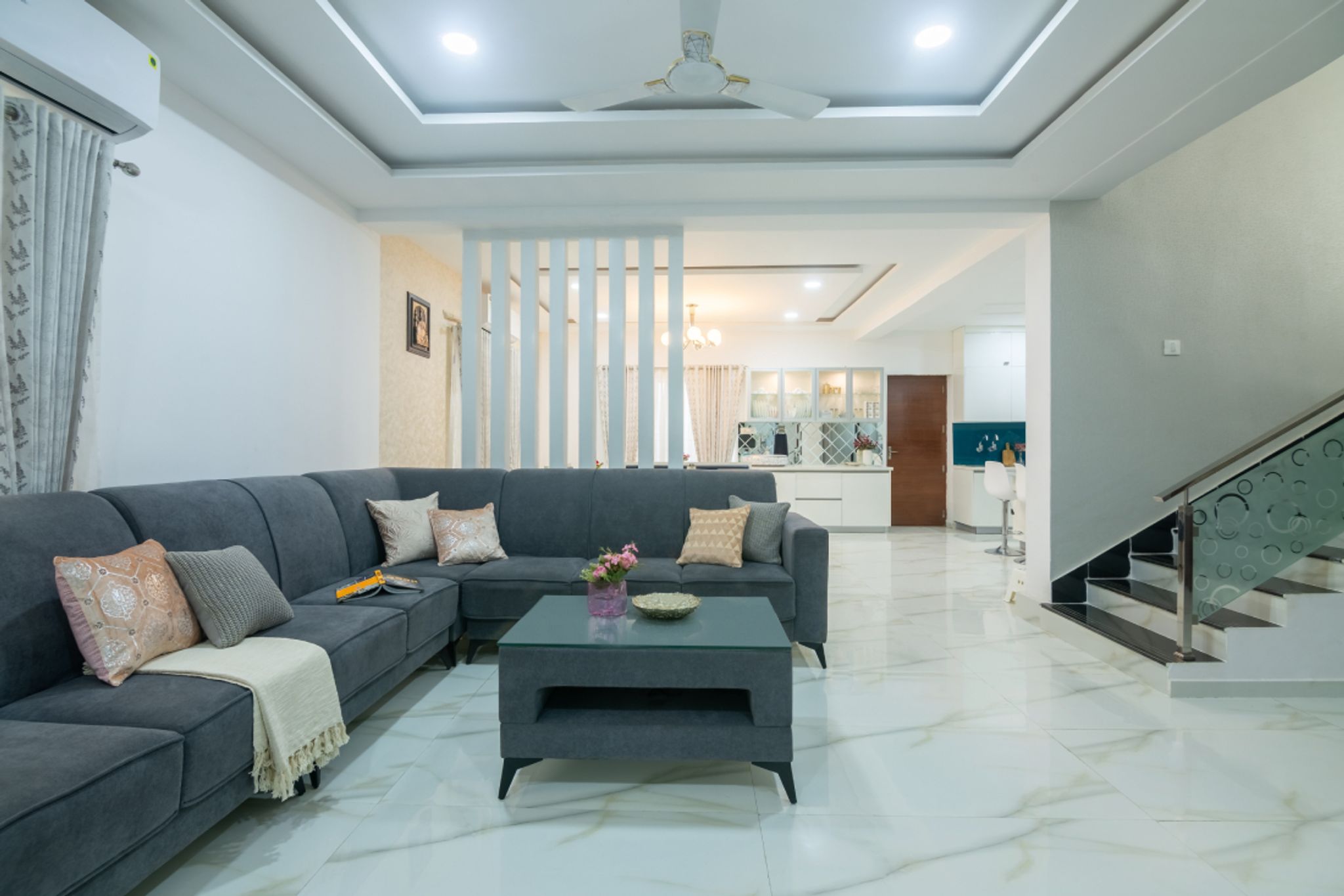 Modern Double Layer Peripheral False Ceiling | Livspace
