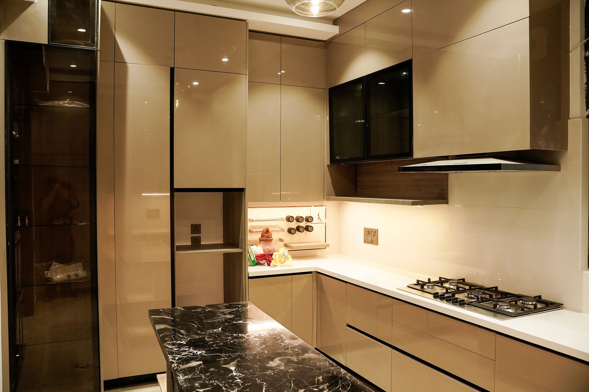 High Gloss Finish Modern Island Kitchen Design with Open Shelving and ...