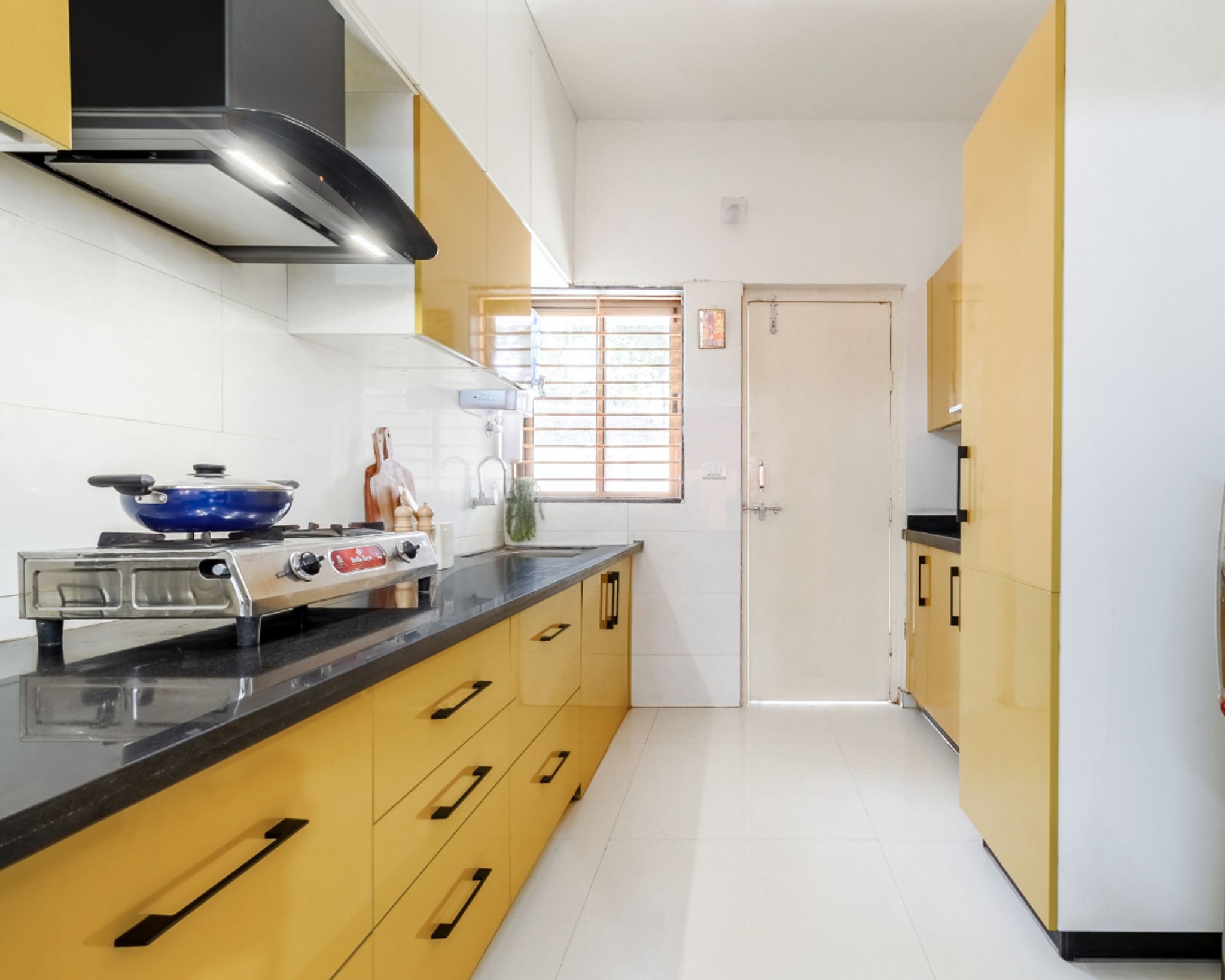 Rectangular Ceramic Tiles Design For Kitchens | Livspace