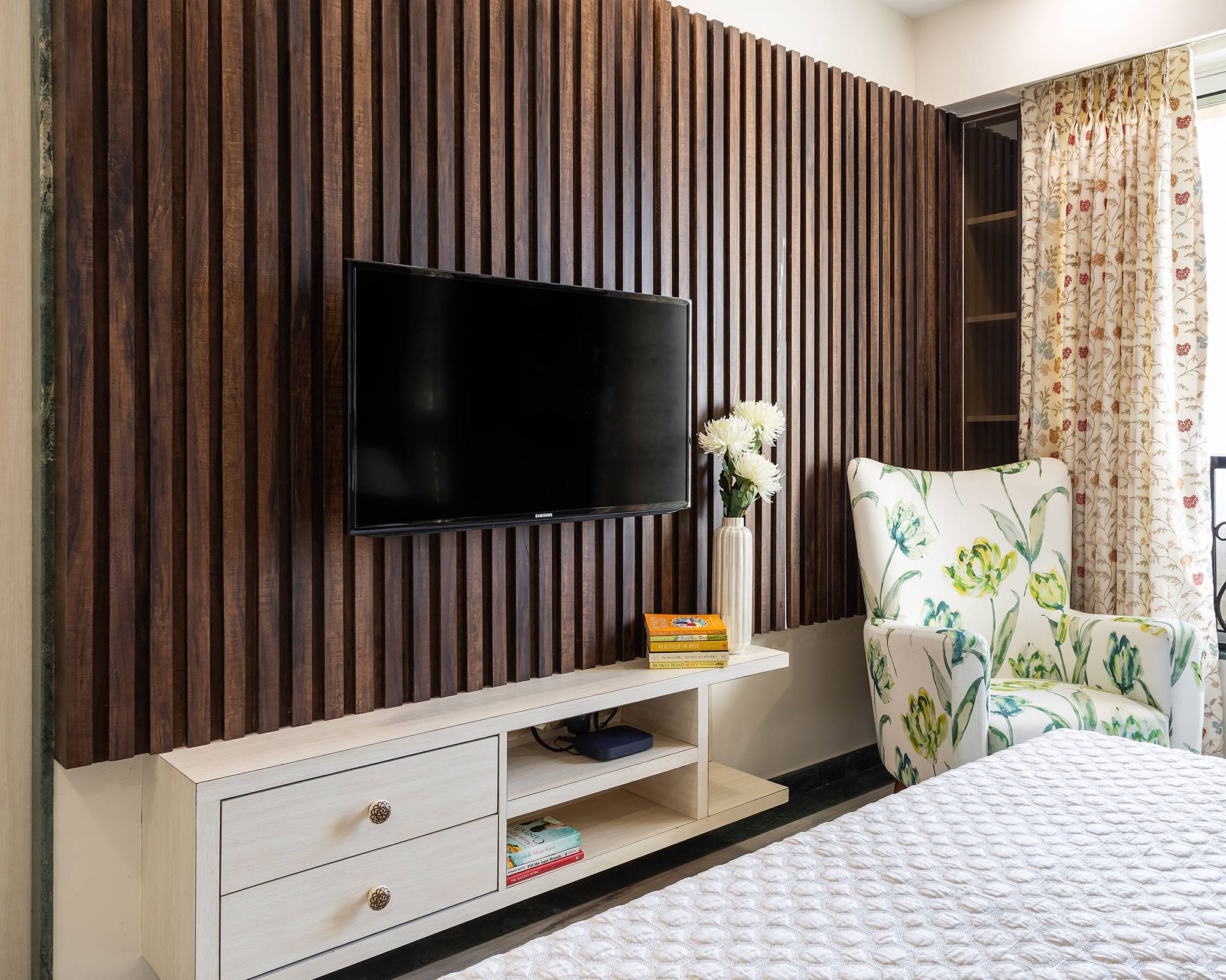 White TV Unit With Pullout Drawers | Livspace