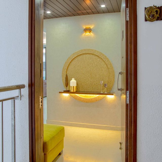 Modern Beige Foyer Design With Golden 3D Circle - 4x4 Ft | Livspace