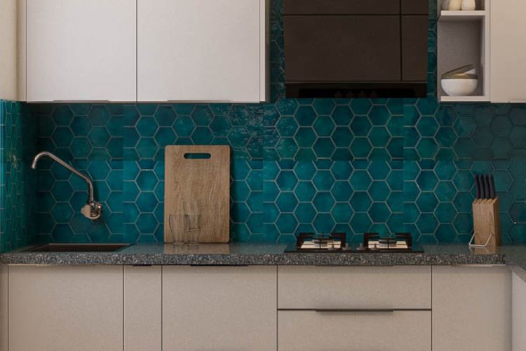 Ceramic Backsplash Tiles Design With A Glossy Finish | Livspace