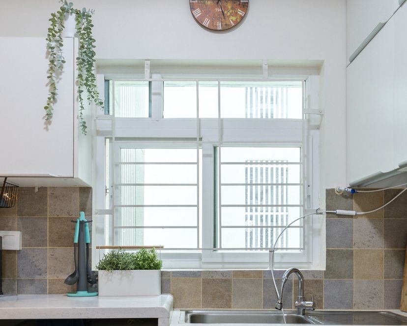 Low-Maintenance Sliding Window For Thermal Insulation | Livspace