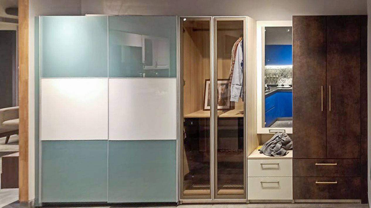 Custom Modular Wardrobes for Bedroom | Personalised Wardrobe - Livspace
